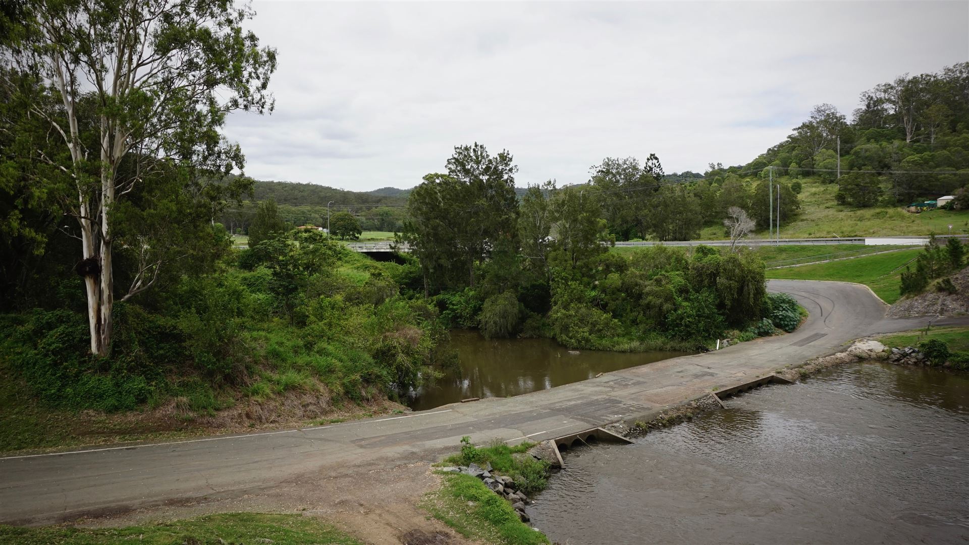 Locations Hub - Stanmore Road Bridge