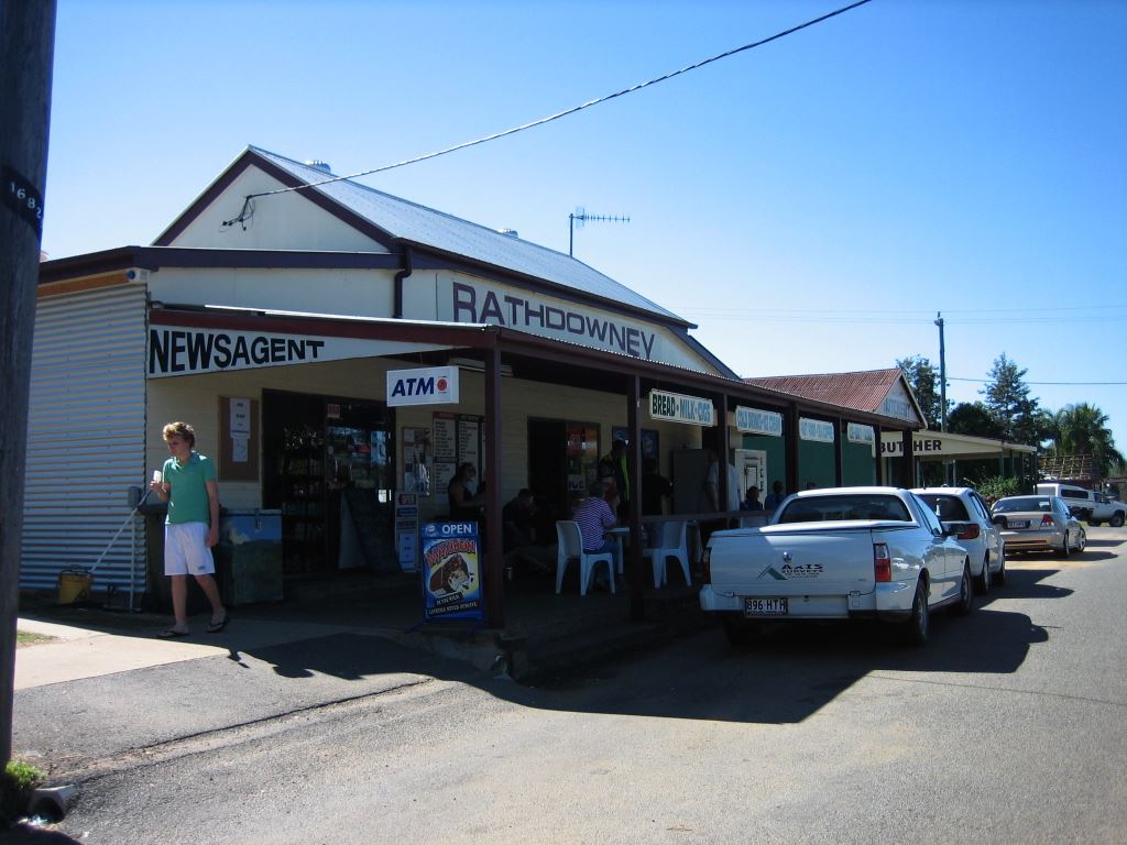 Locations Hub - Rathdowney - Rural Town with Mountain Range ...