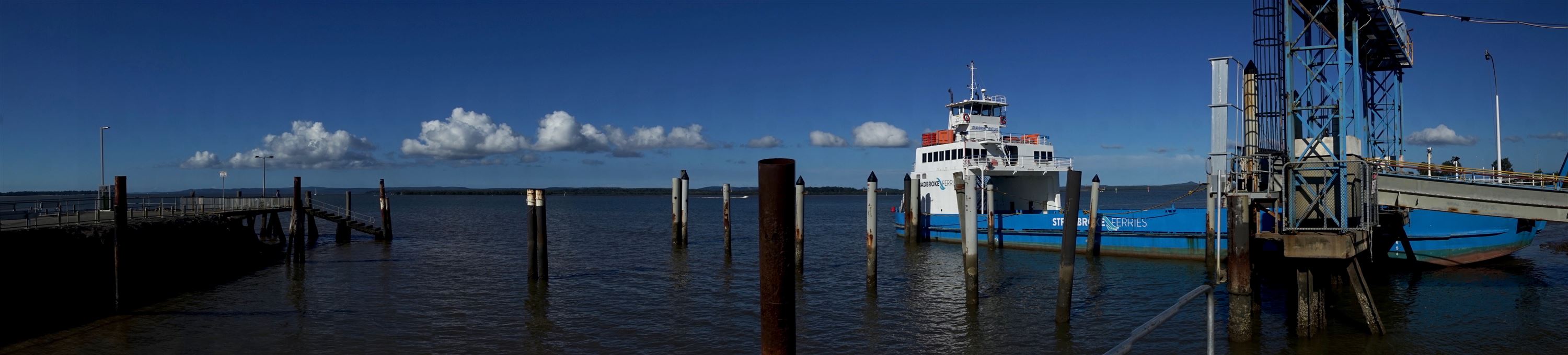 Locations Hub - Redland Bay Marina - Ferry Terminal