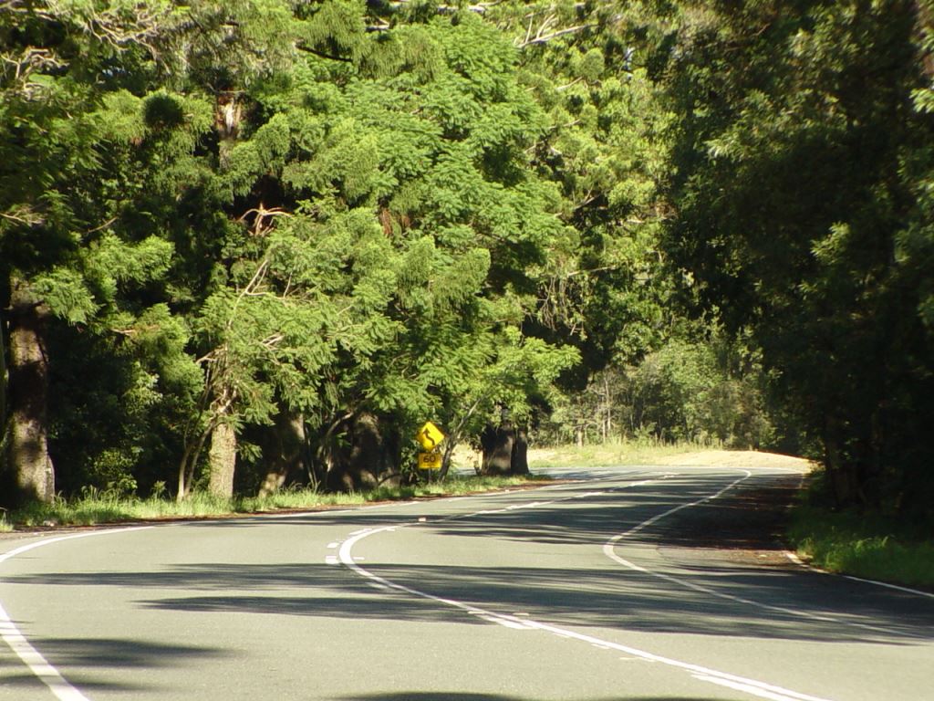 Locations Hub - Currumbin Creek Road