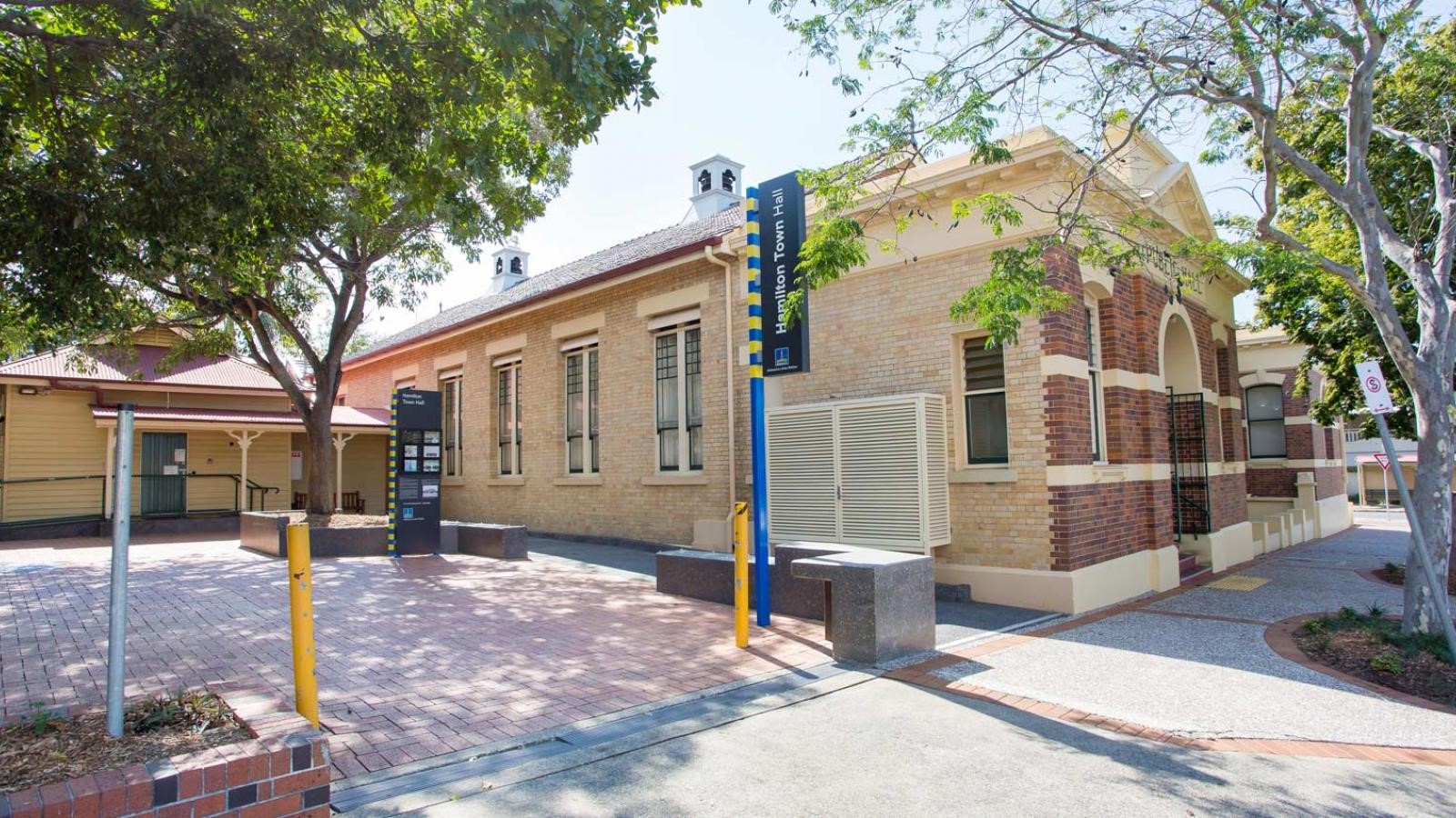 Locations Hub - Hamilton Town Hall