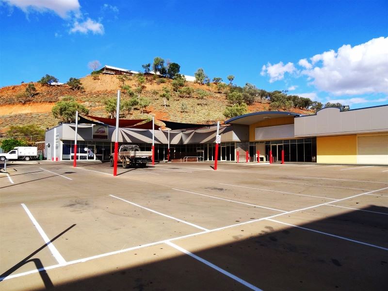 Locations Hub - The Overlander Shopping Centre